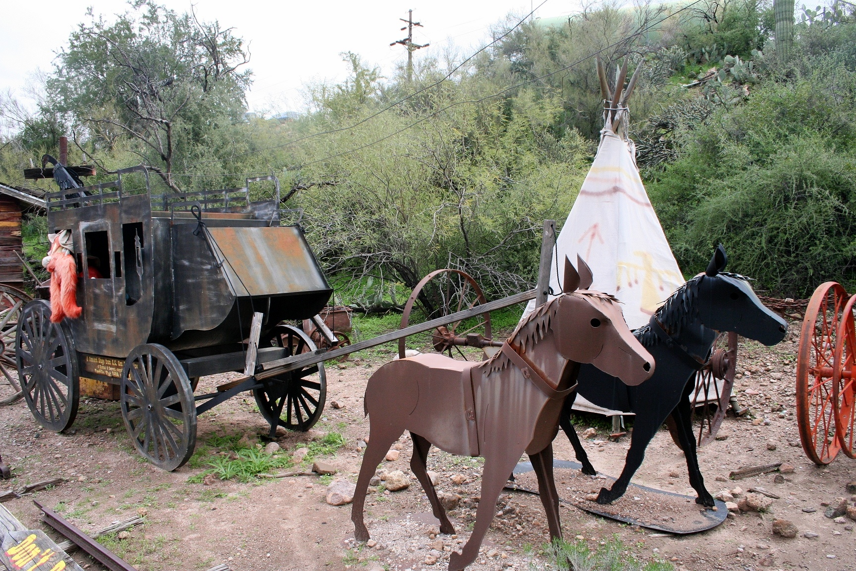 Welcome to the Apache Trail Historic Road - Top 8 Must-See Sites ...