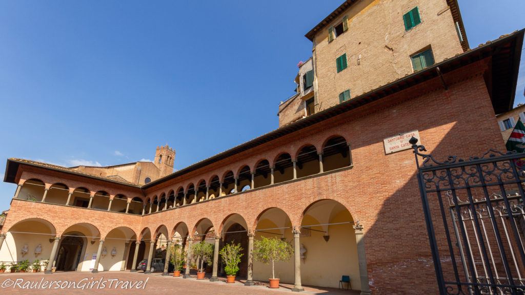 Tour of Tuscany: Blue Skies, Vineyards, and Horses - RaulersonGirlsTravel
