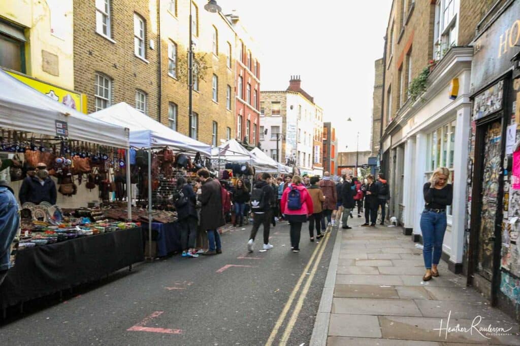 Spend a Fabulous Sunday Afternoon at Brick Lane Market London ...