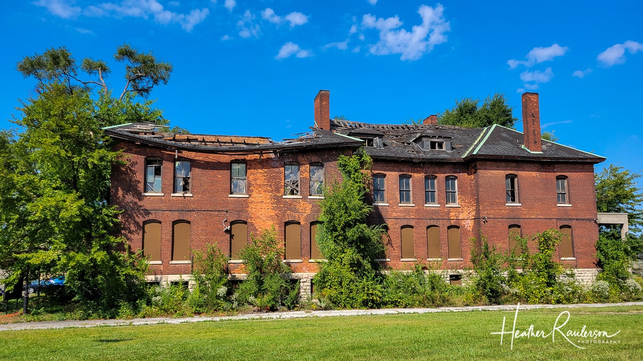 Tour the Historic Fort Wayne Detroit - RaulersonGirlsTravel