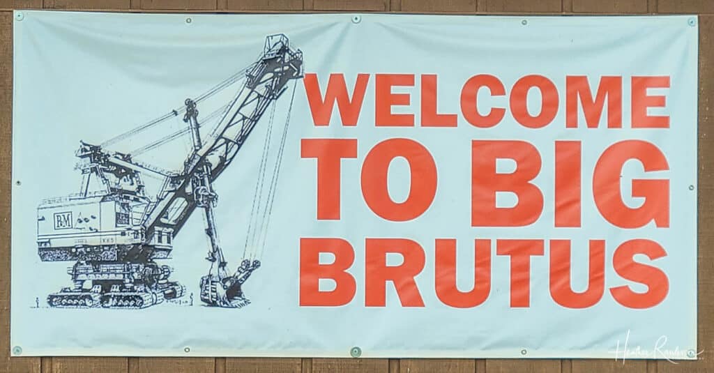 Big Brutus - Weird Roadside Attraction - RaulersonGirlsTravel